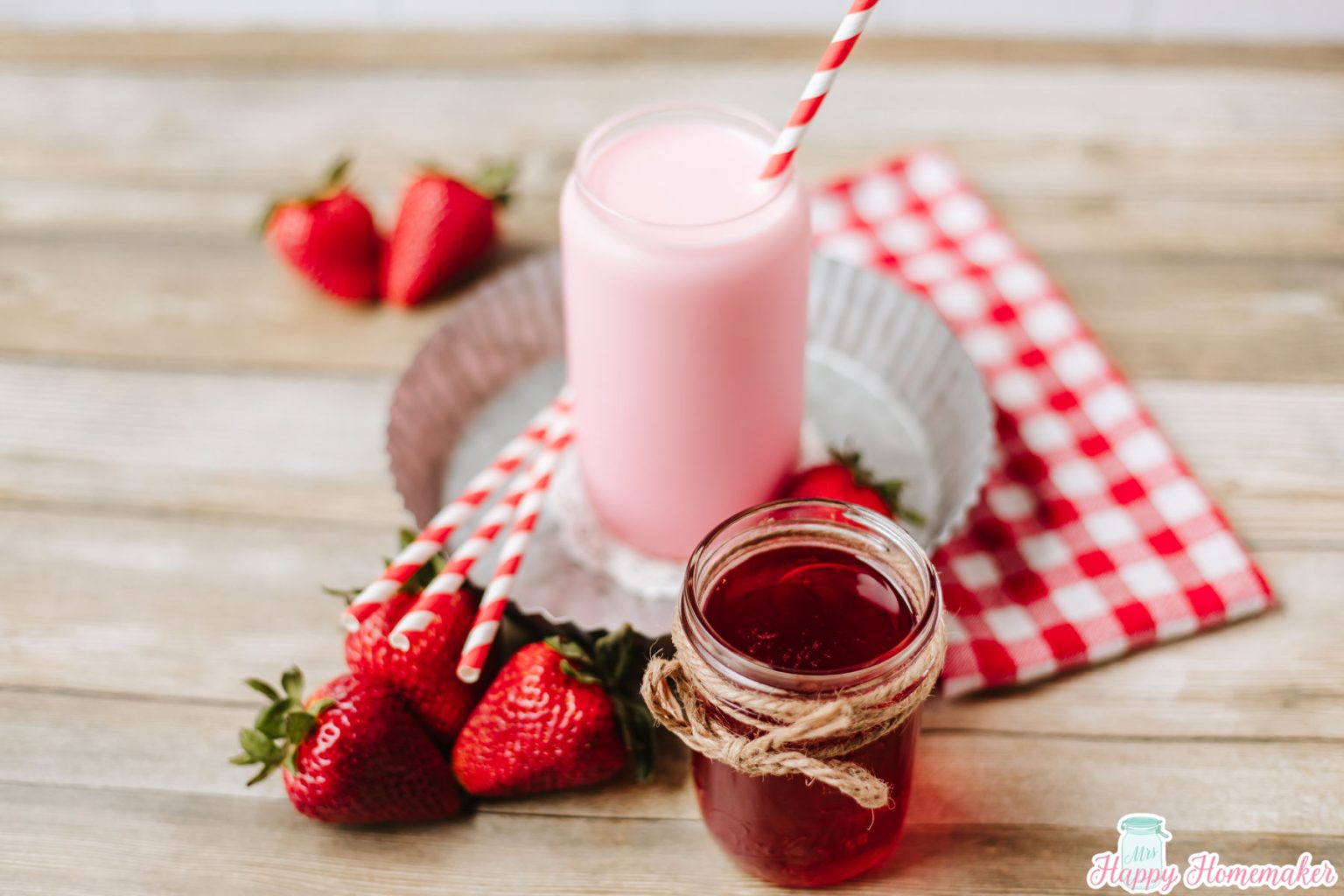 Homemade Strawberry Syrup for Pancakes and Drinks