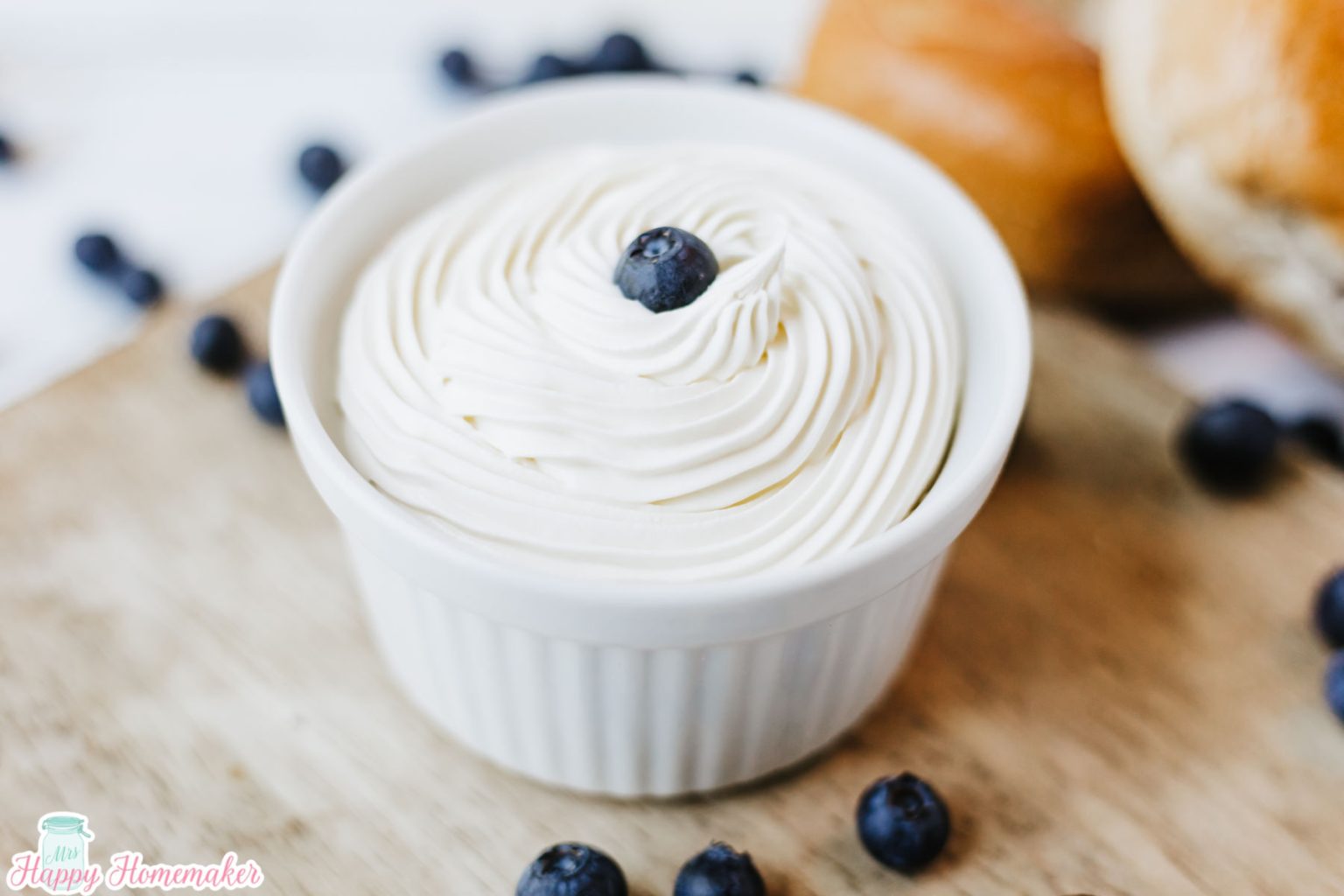 How to Make the Easiest Homemade Cream Cheese
